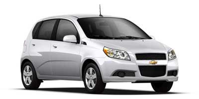 2010 Chevrolet Aveo vs 2010 Pontiac Vibe - Car Comparison on AutoTrader.ca