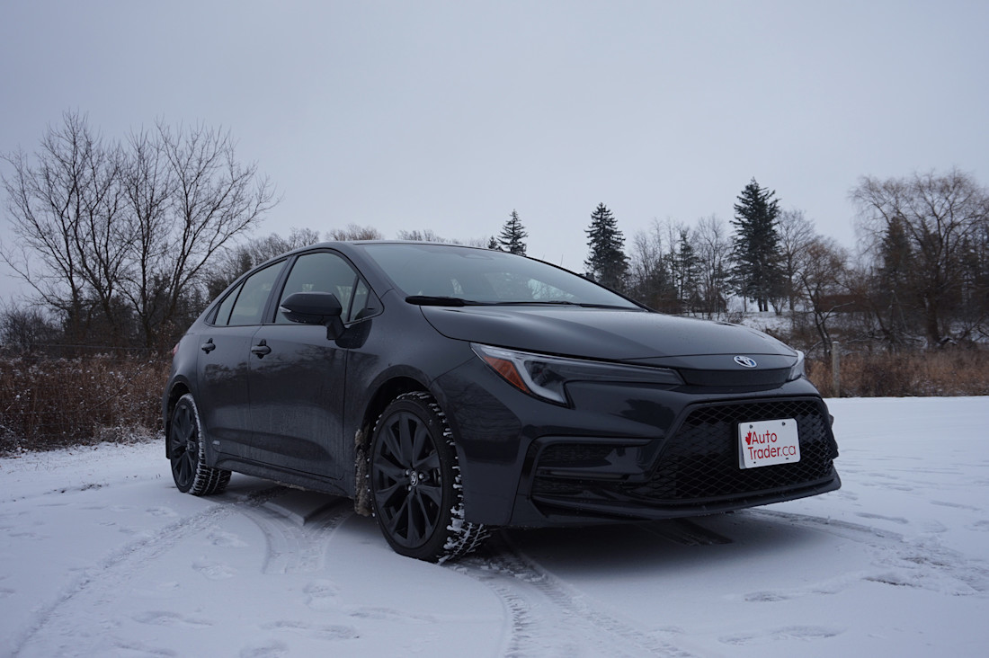 2025 Toyota Corolla Hybrid Review + Video - AutoTrader.ca