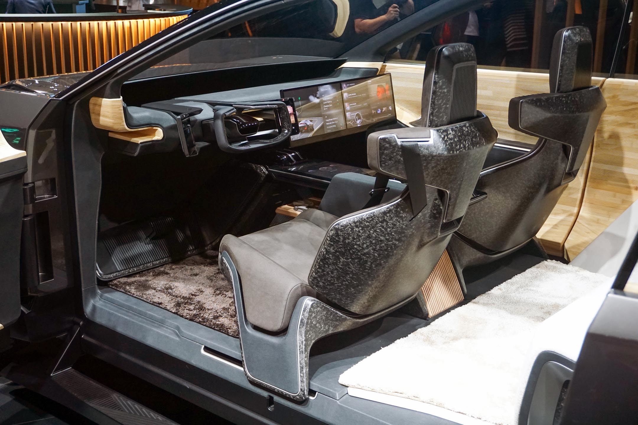 Lexus Looks to Find Its Way in an Electrified Future - AutoTrader.ca