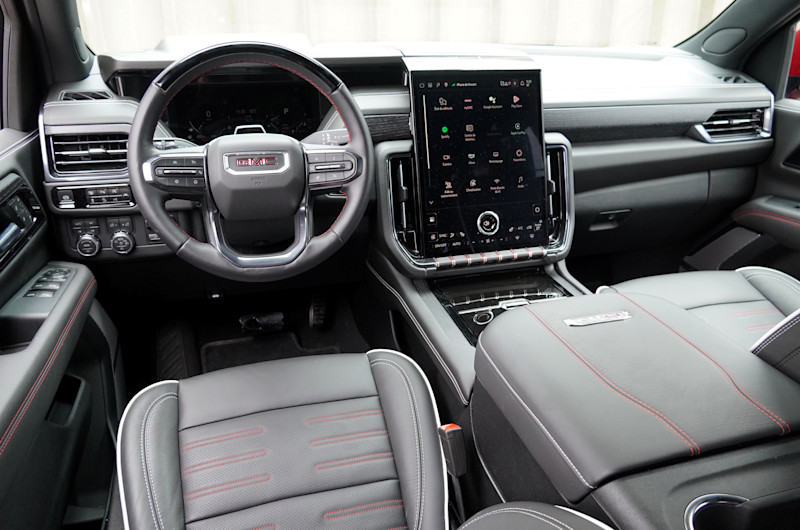 GMC Yukon AT4 Ultimate 2025 : essai routier - AutoHebdo.net