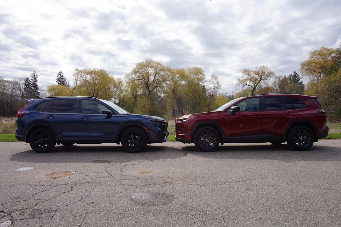 2026 Toyota RAV4 vs Honda CR-V Hybrid Comparison Test + Video ...