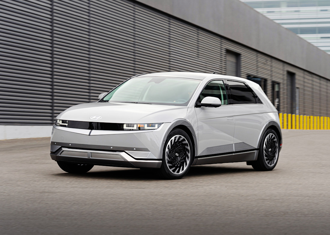 What Will Be Considered ‘Retro’ Automotive Design in 2060? - AutoTrader.ca