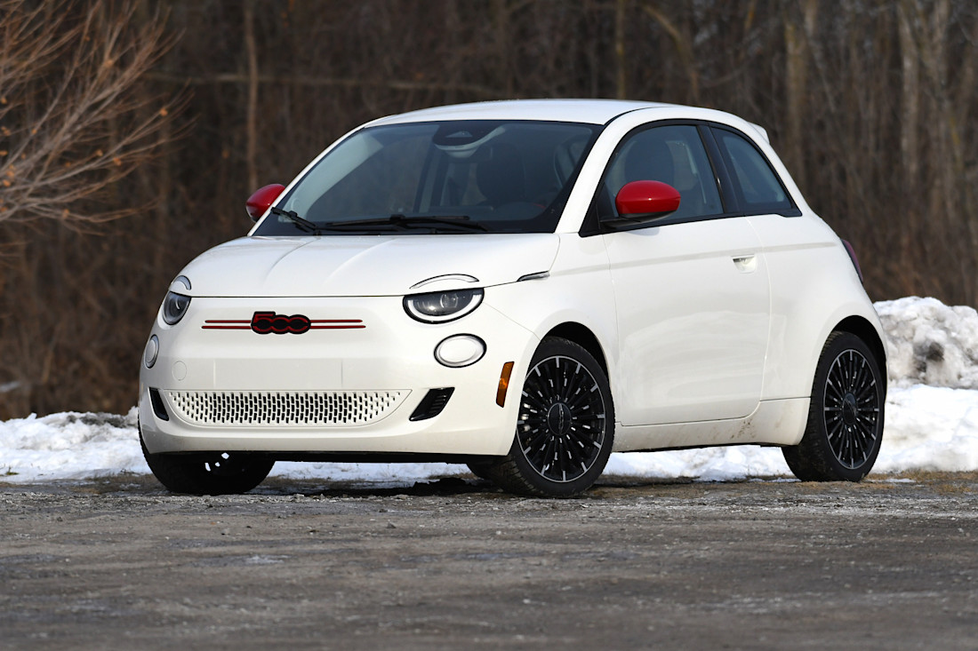 Top 10 Cheapest Electric Vehicles in Canada: 2025 - AutoTrader.ca