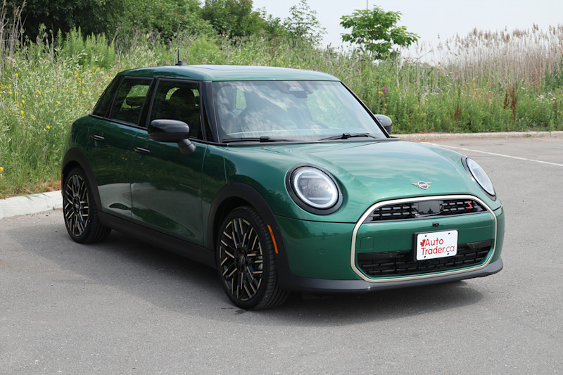 2025 Mini Cooper S 5 Door Review - AutoTrader.ca