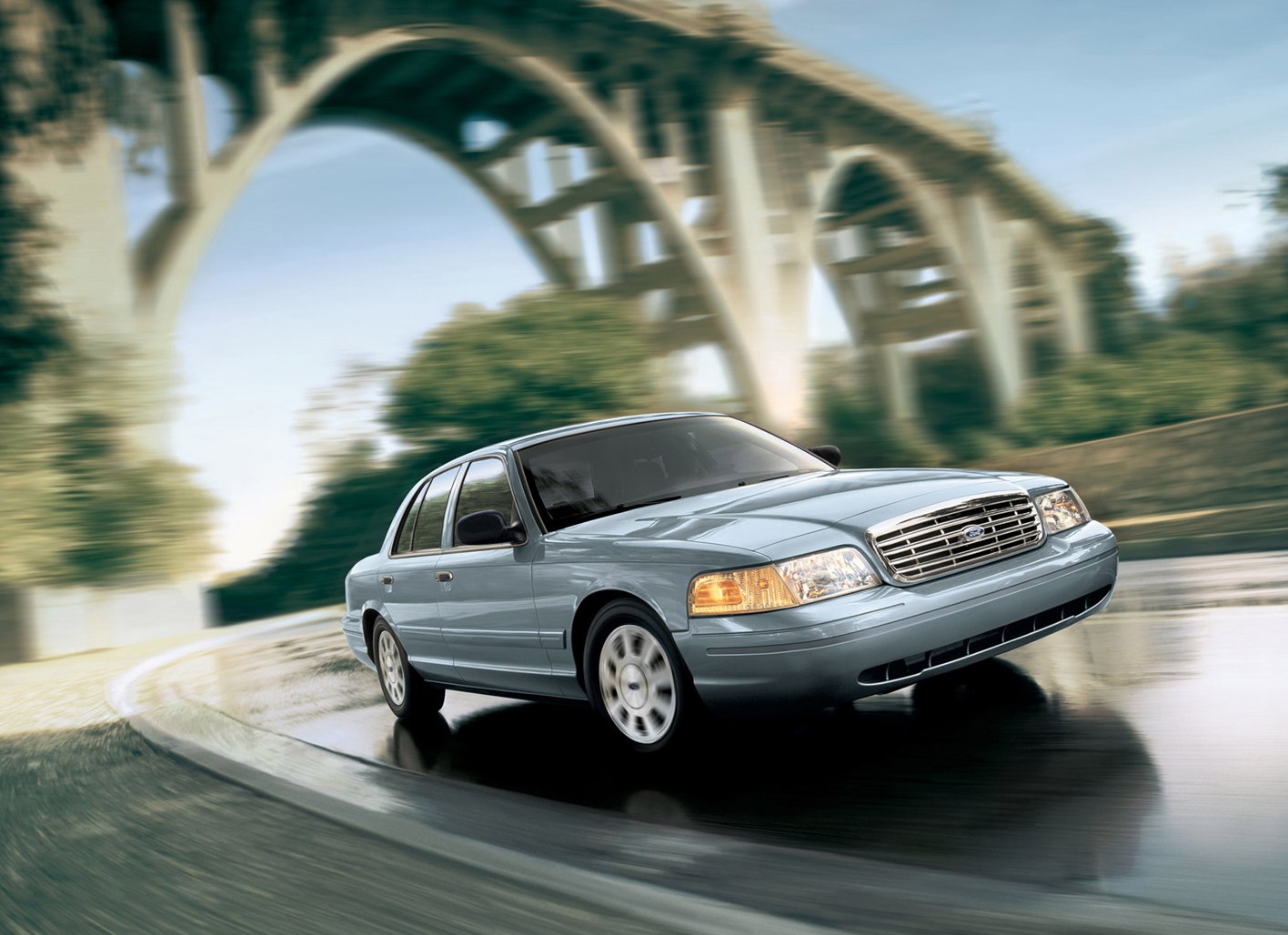 Ford Crown - Infos, Preise, Alternativen - AutoScout24