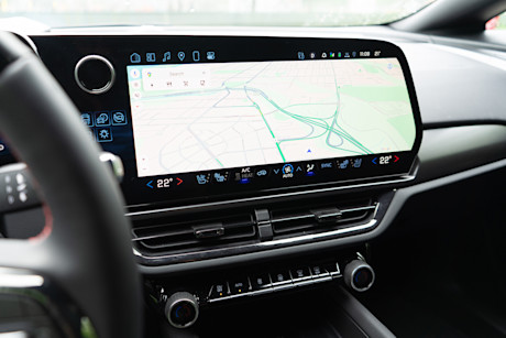 2025 Chevrolet Equinox EV Review - AutoTrader.ca